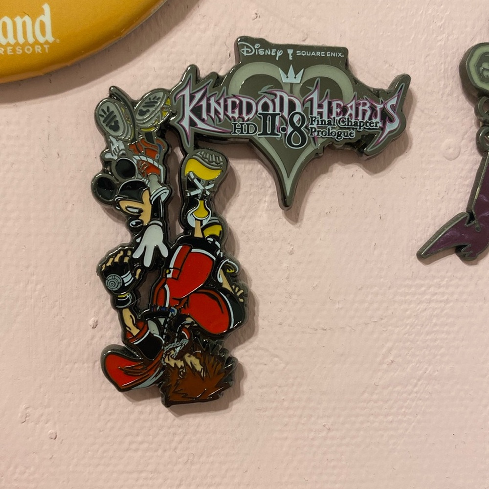 Disney Kingdom Hearts Pin - Gem